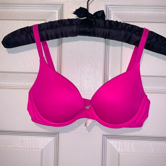 PINK Victoria's Secret | Intimates & Sleepwear | Vs Pink Wear Anywhere ...